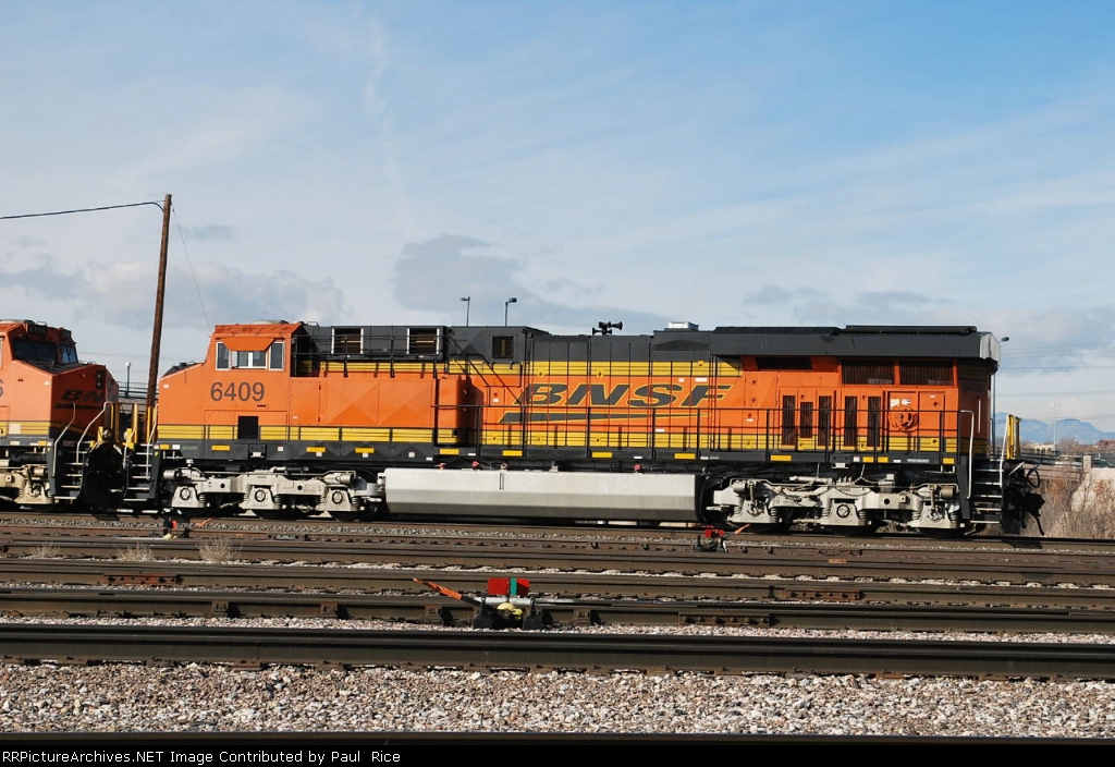 BNSF 6409